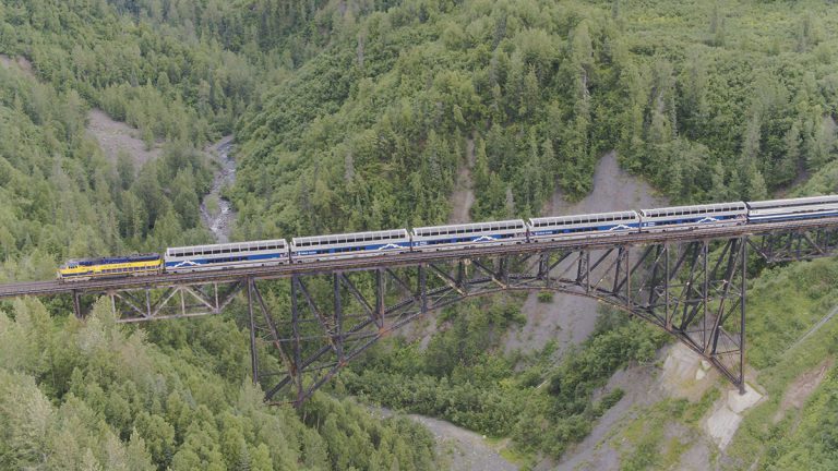 Travel by Train to Denali - Gray Line Alaska